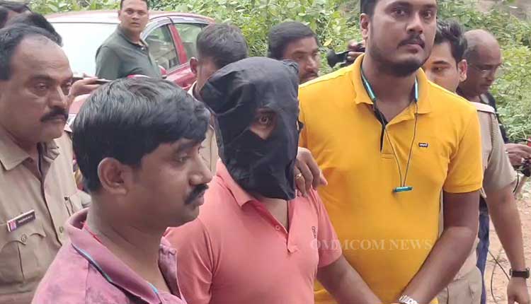 SIM Box Case: Police Take Accused On 5-Day Remand, 5 More SIM Boxes ...